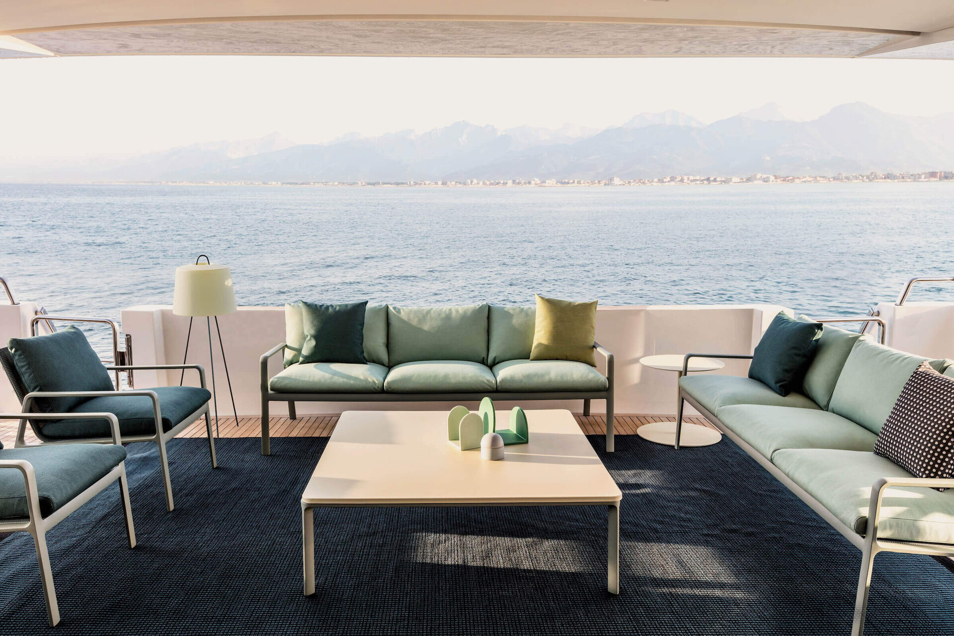 Architektonische Outdoor-Möbel von Kettal – Seipp Wohnen